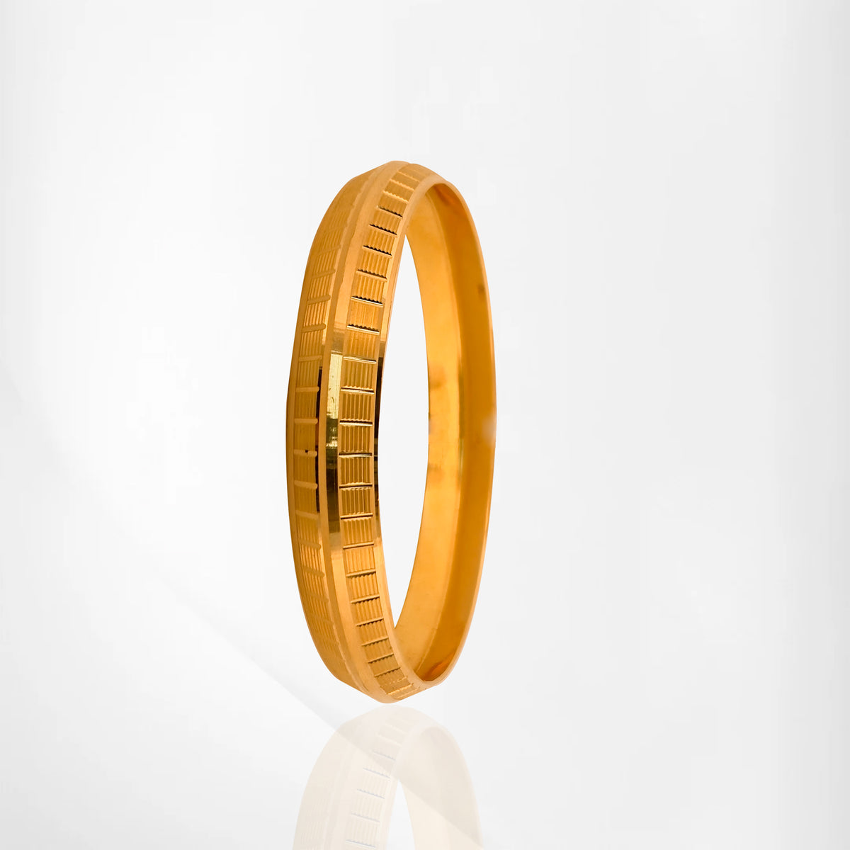 Men’s Kada with Line Design – Elegant Gold Style – Suhag Jewelers